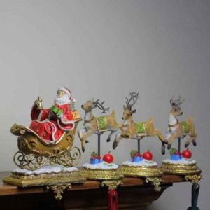 Best Christmas Sleigh Decor Ideas | 4 UR Break - Family Inspiration ...